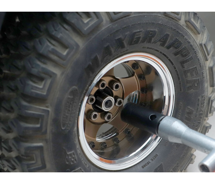 Universal Alum Wheel Center Cap - Locking Hub (1) Red (XT6 Series)