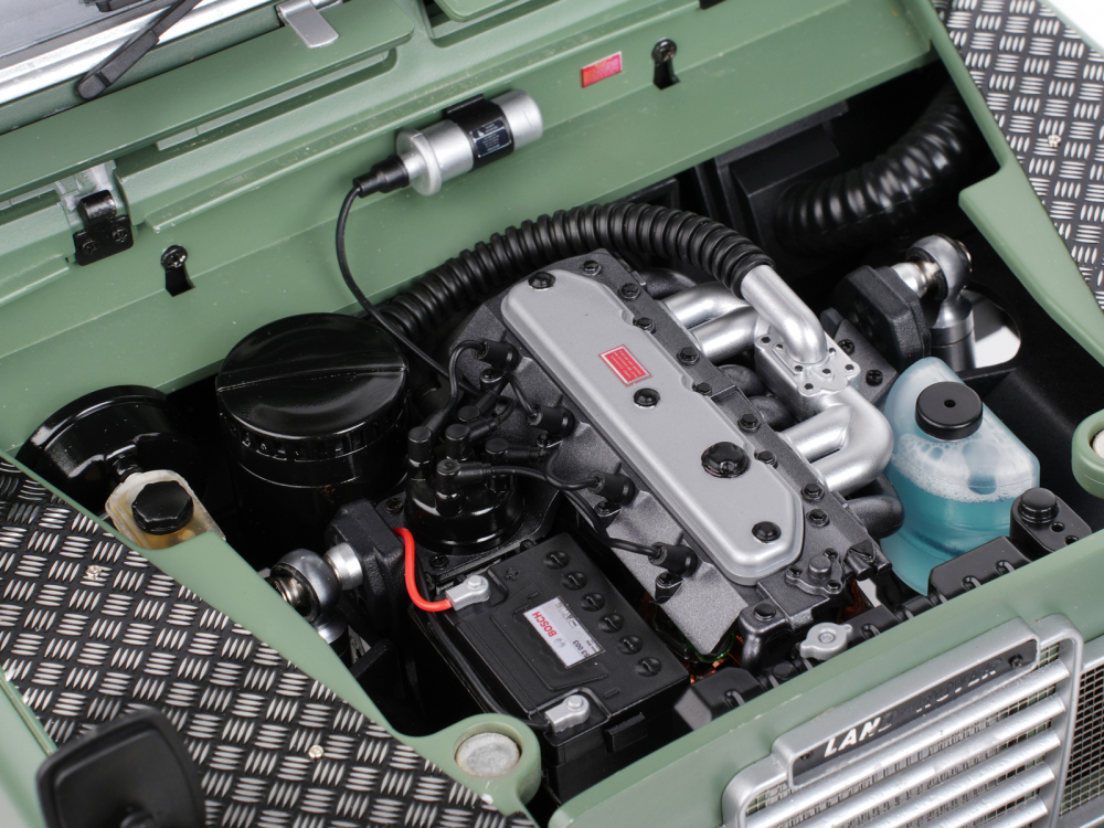 Shop KUDU™ Series Land Rover® Realistic Engine Bay Set | BoomRacing.com